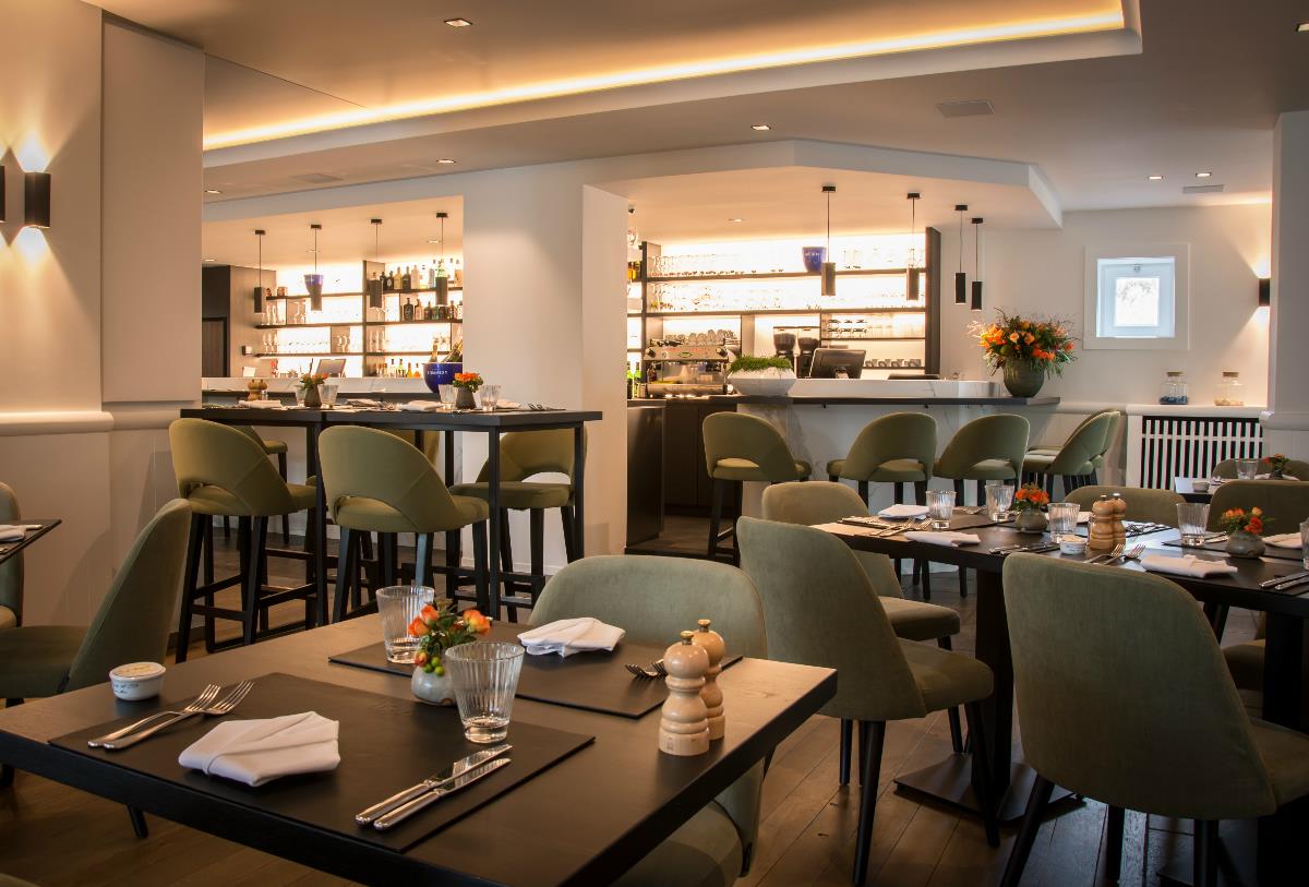 Castel Line RAY stoelen online | LIVING-shop, stijlvol wonen interieur ...