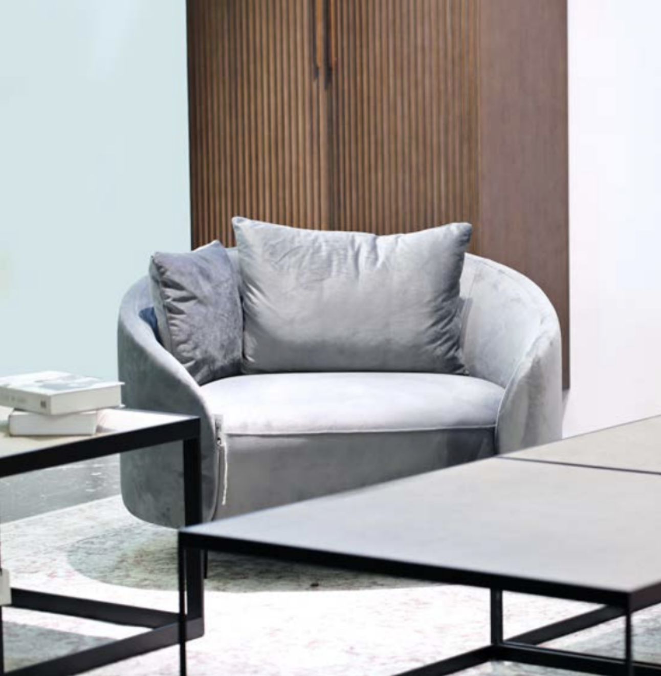 PR LIVING Rumba sofa @ LIVING-shop to choose in the fabric of choice!